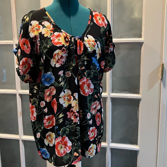 Spense | Tops | Spense Florale Blouse | Poshmark